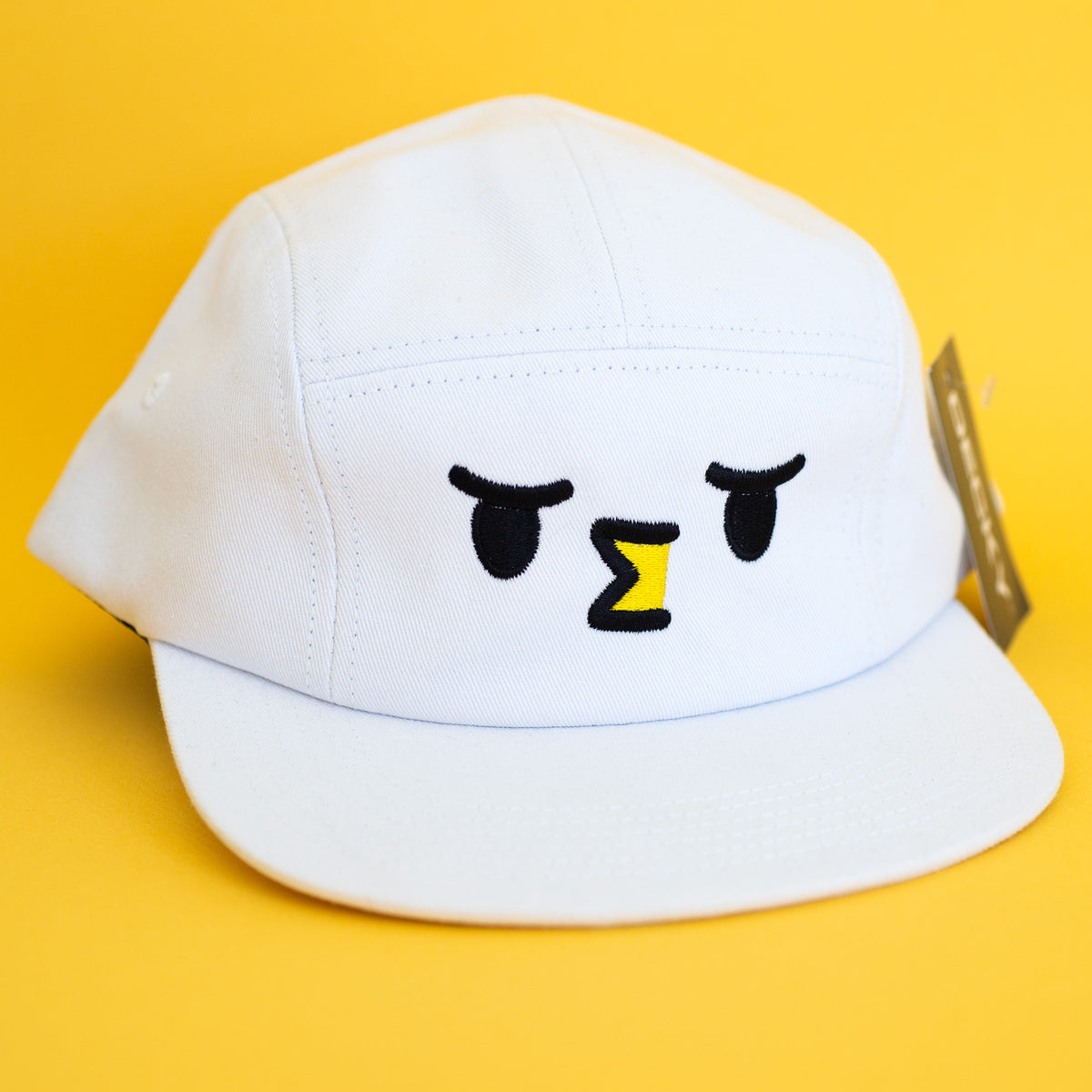 Grumpy Chicken Face Hat – Robot Dance Battle